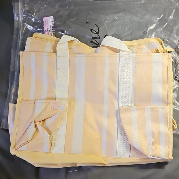 thirty-one | Bags | Thirty One Zip Top Organizing Utility Tote Bag New ...